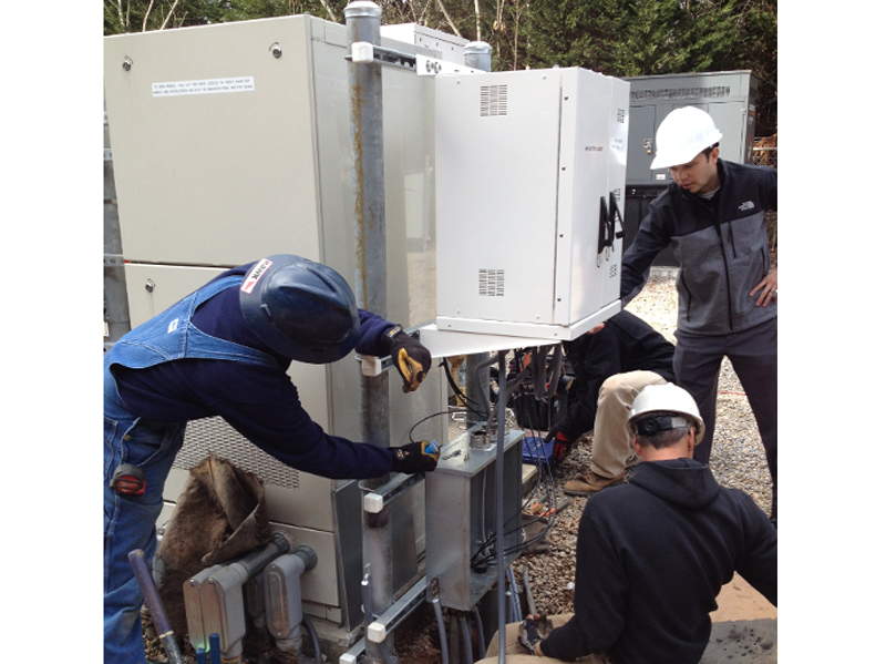 Vertiv | Outdoor Enclosures | Vertiv XTE 200 Series