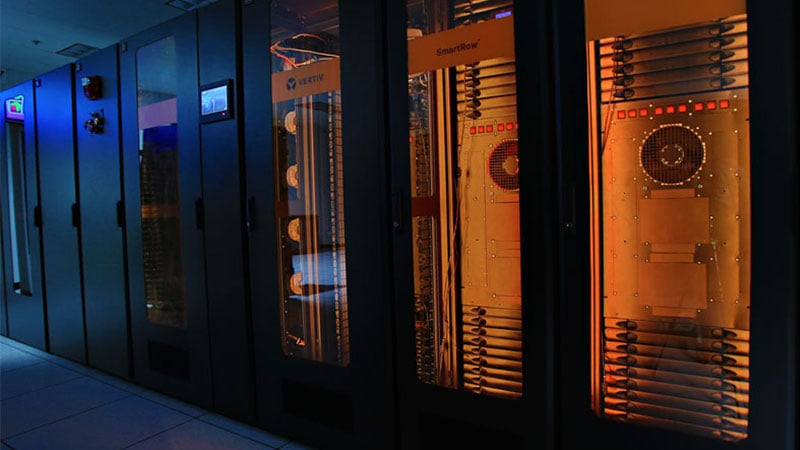 Micro Data Center Helps Simplify Complex Edge Environments